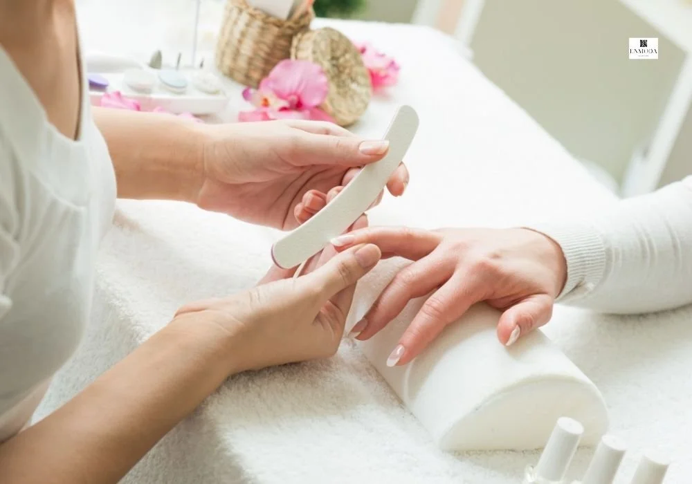 How to Choose the Best Manicure for Healthier, Stronger Nails — ENMODA ...