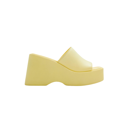 Step into Spring 2023: Must-Have Shoe Trends for the Season — Autum Love