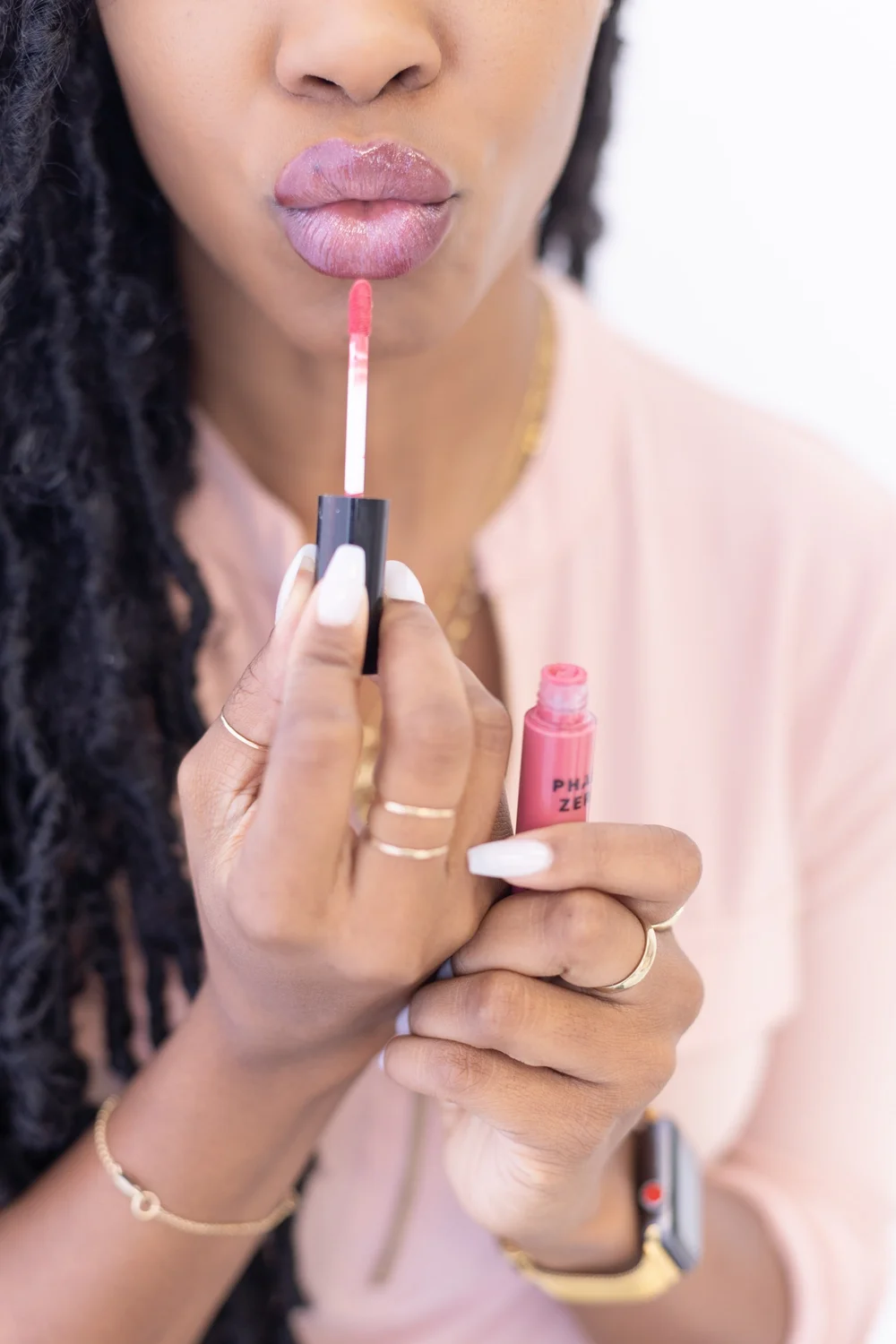 Boosting Confidence and Style for Live Streaming on Instagram, TikTok ...