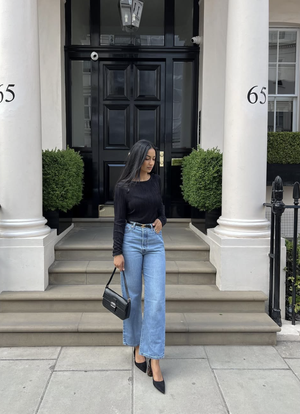 What to Wear With Light Blue Jeans (Outfit Ideas That Actually Work ...