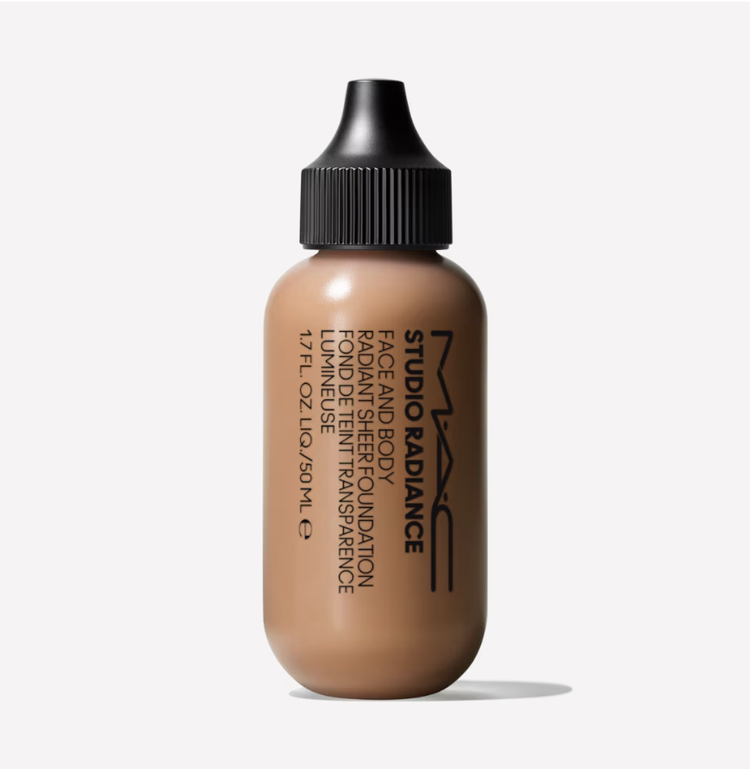 Best Foundations for Textured Skin (That Don’t Settle or Emphasize ...