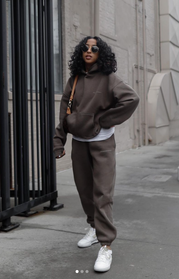 Modern Modest Fashion: Stylish & Faith-aligned Wardrobe Choices — Autum ...