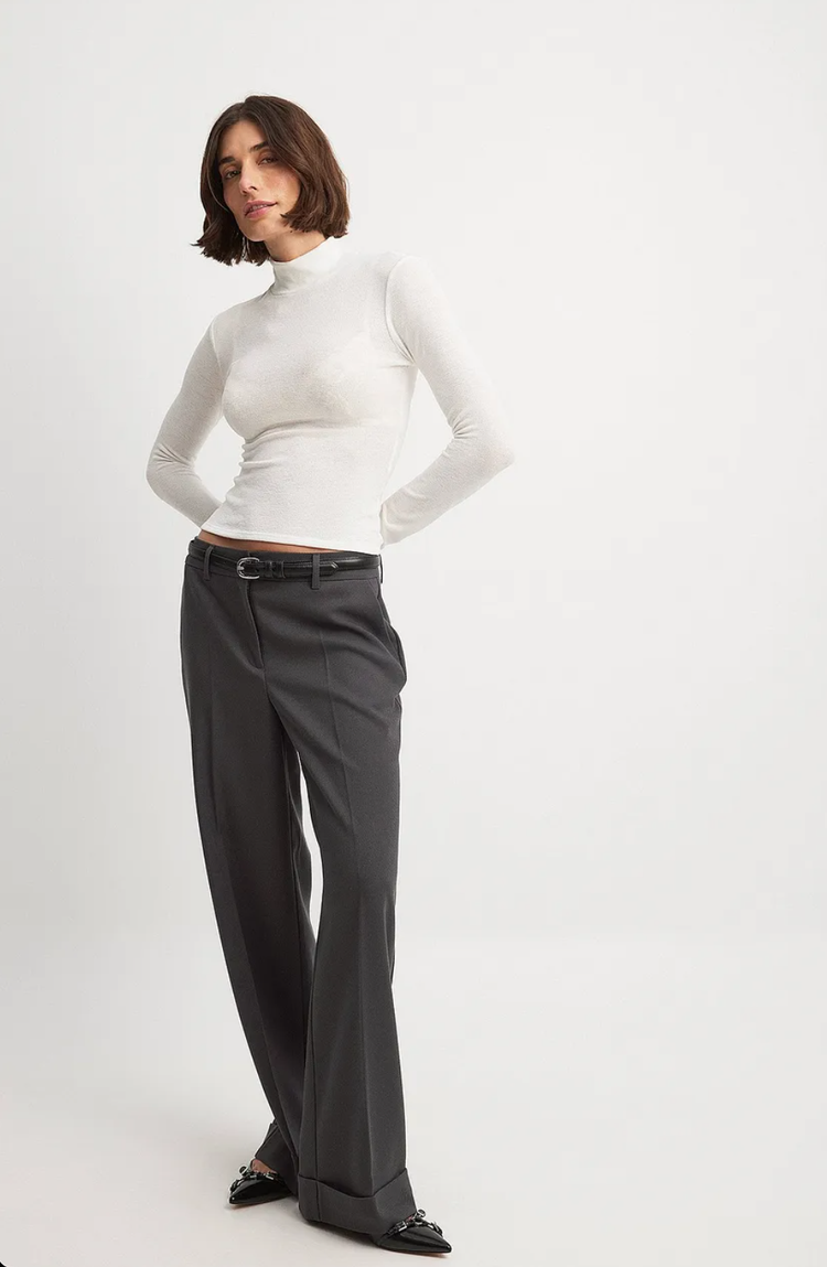 Mastering Conservative Dressing: Style Tips for Every Occasion — Autum Love
