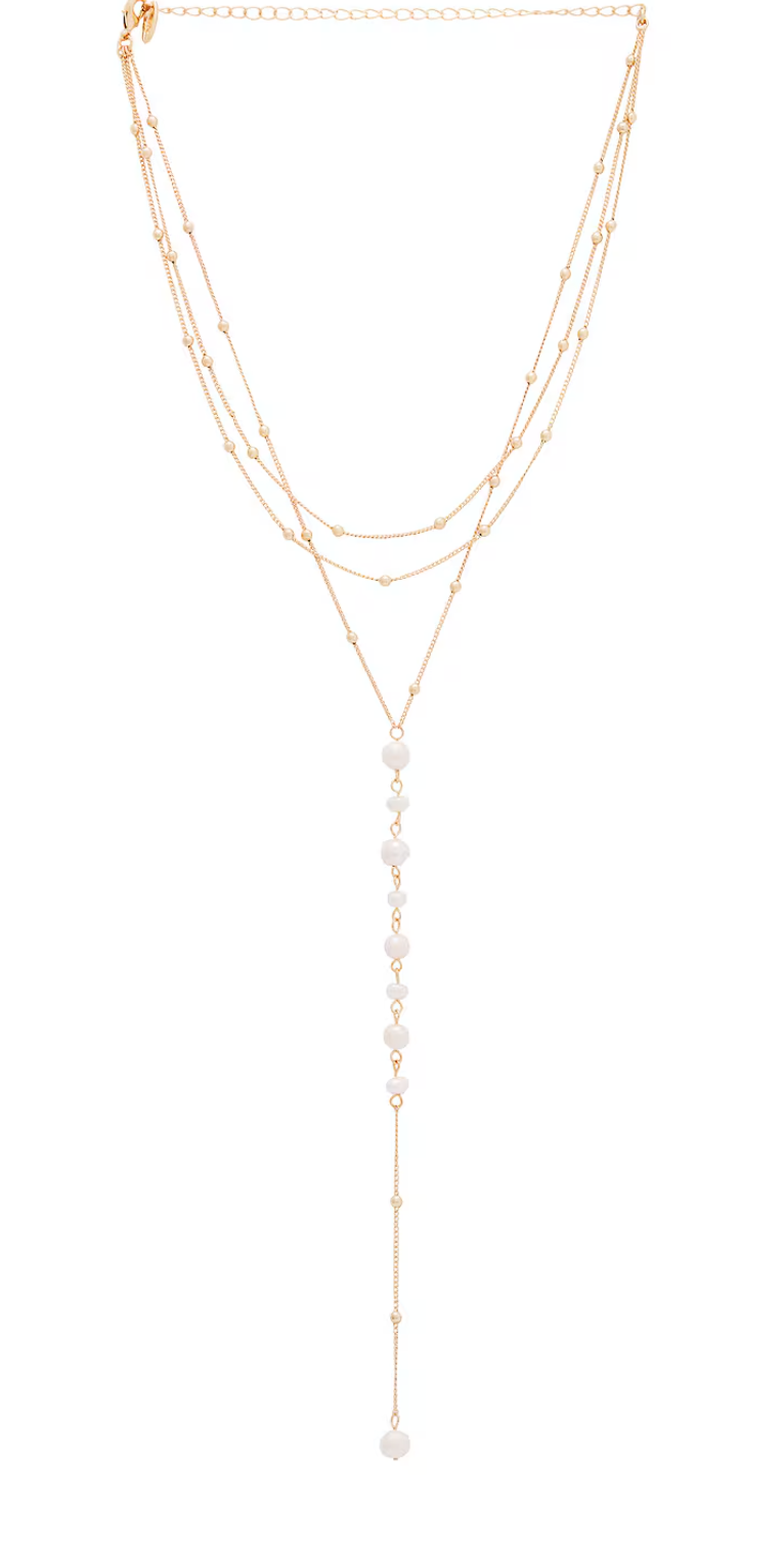 Wardrobe Staples for Inverted Triangle Body Shape: What Actually Works ...