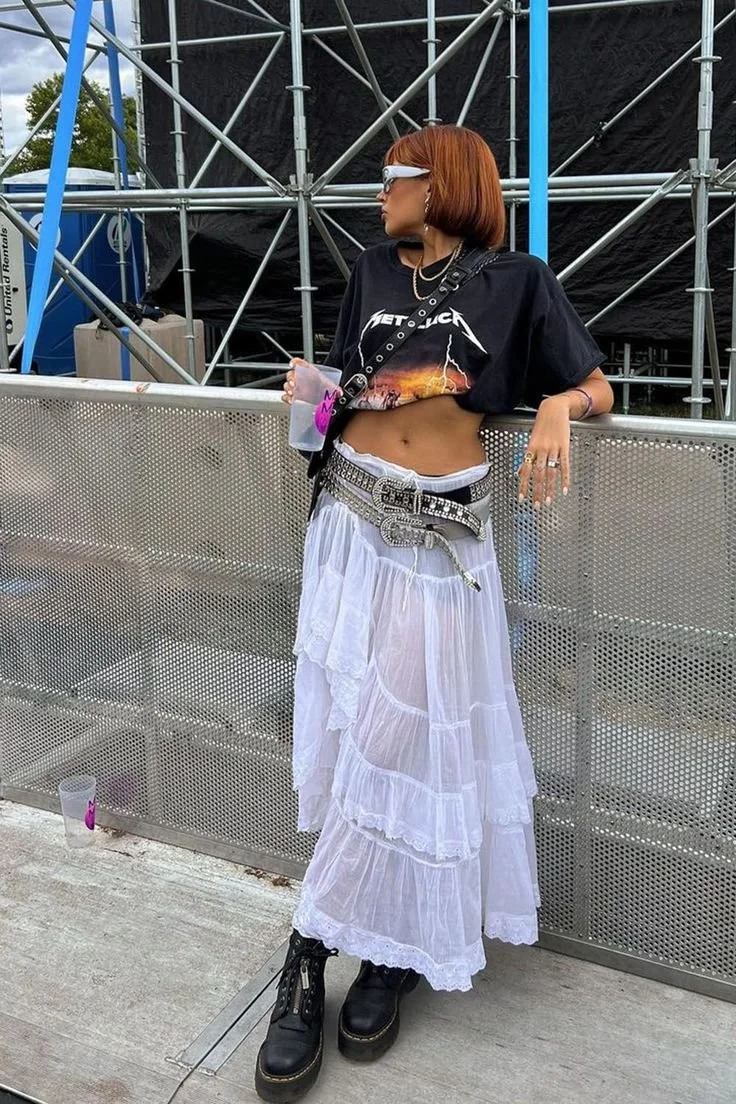60+ Coachella Outfit Ideas for 2026 — Festival Looks You’ll Actually ...