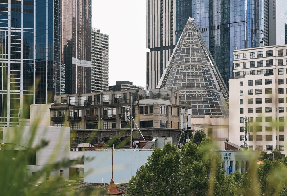 GOLDILOCKS ROOFTOP BAR