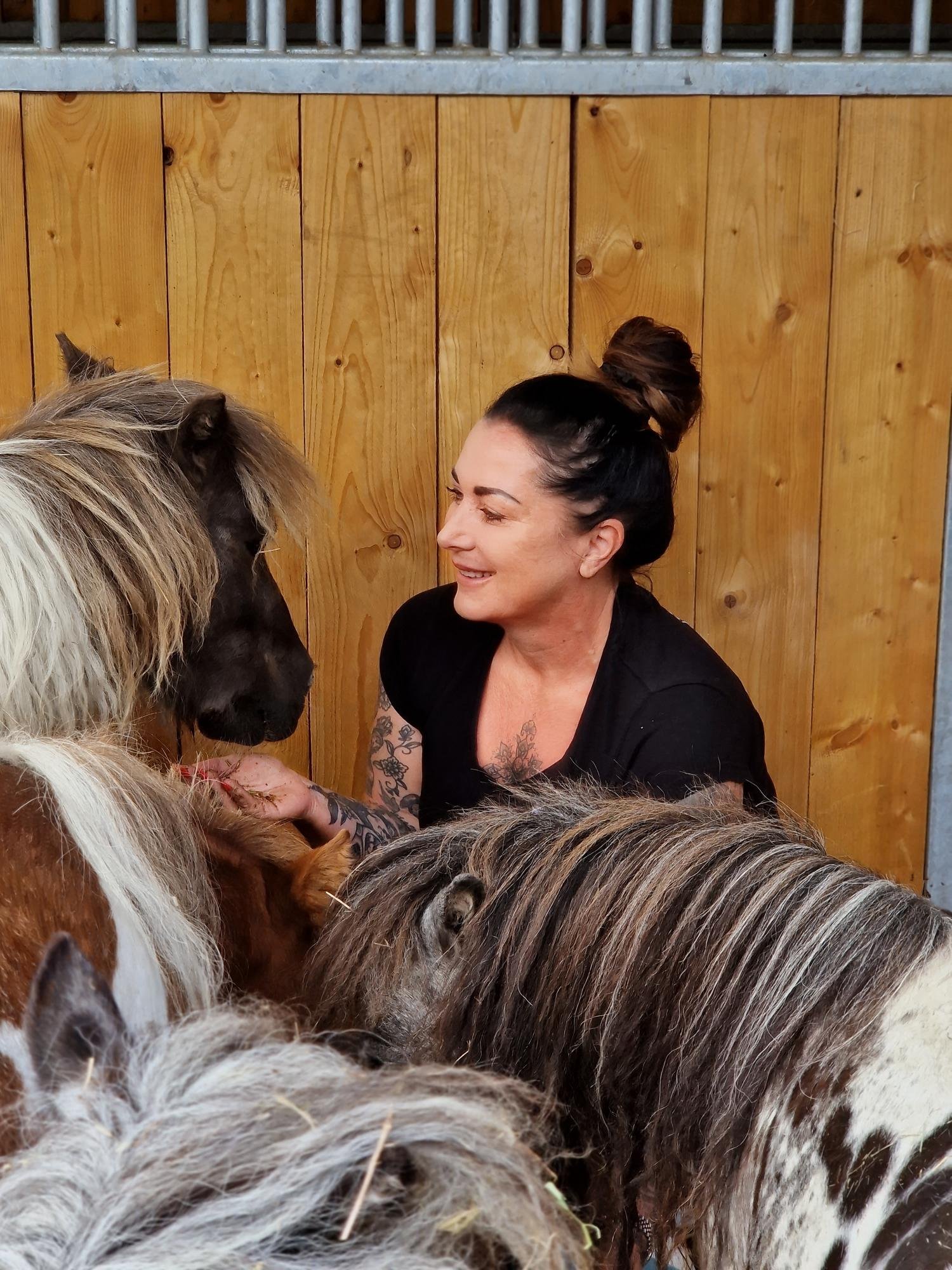 Team — Reitstall an der Rinne