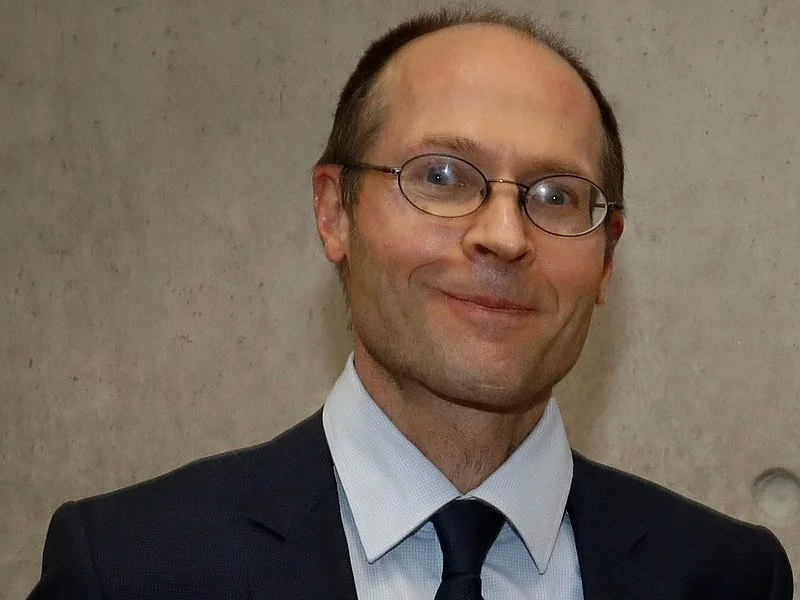 Trois questions à... OLIVIER DE SCHUTTER — Justice