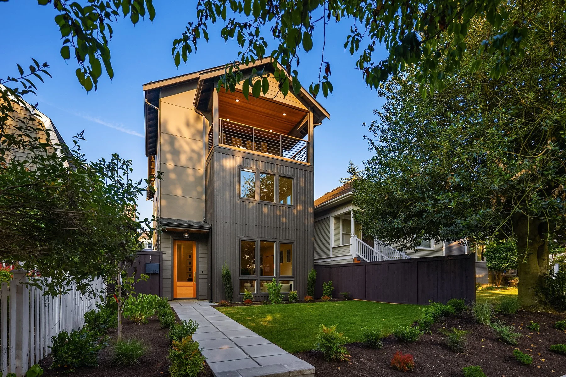 Elev8 Realty | Discover Your Dream Home