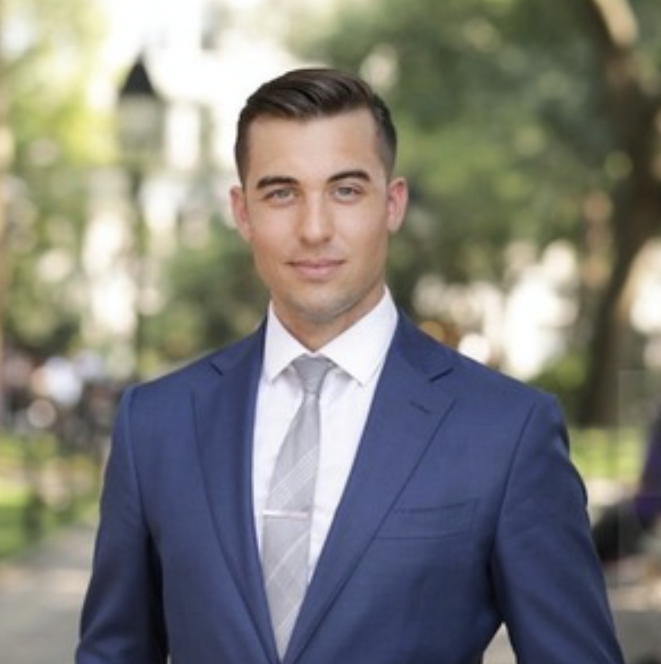 Luke Hawksworth | New York City Real Estate Agent