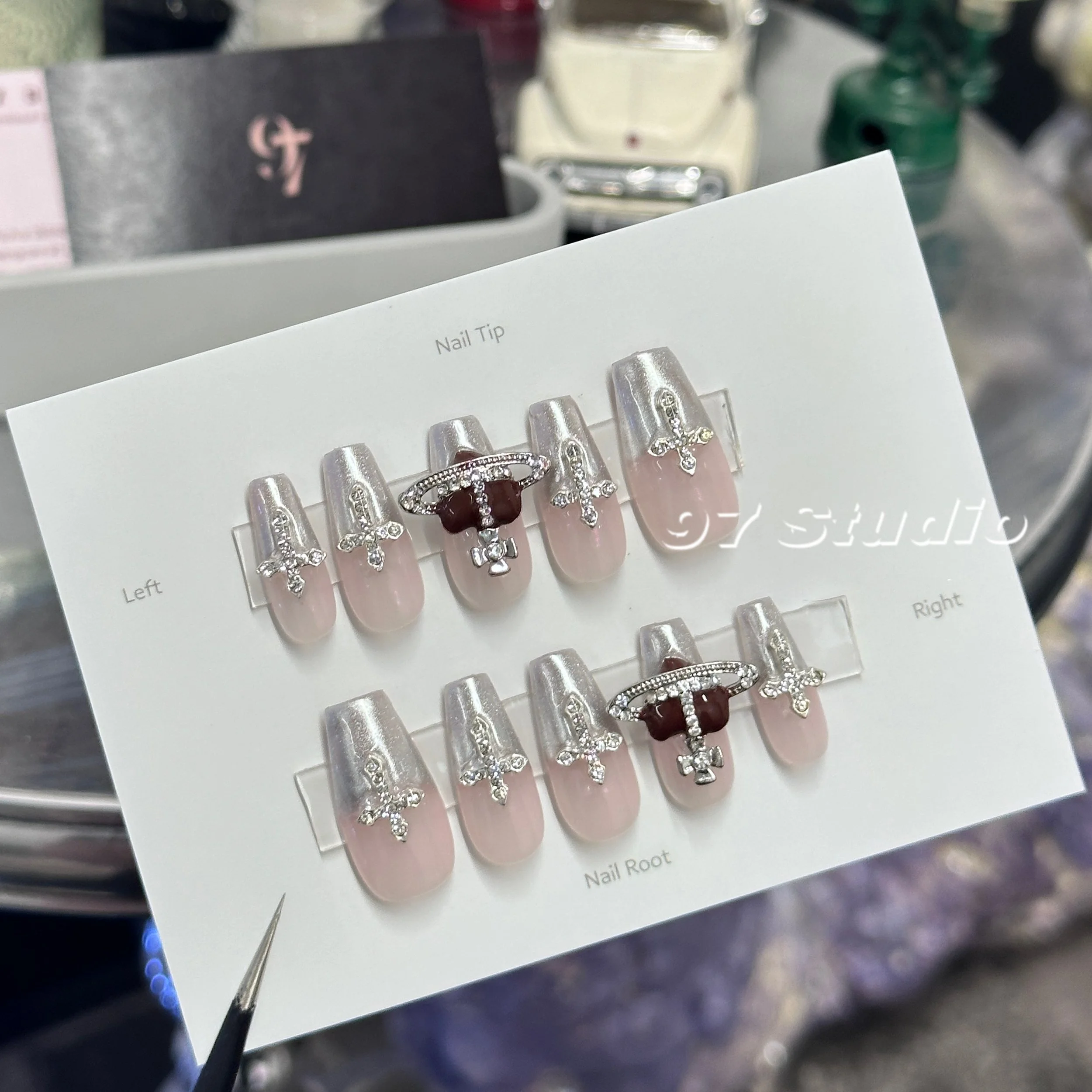 Silver French Exaggerated Black Trim Press-on Nails — 97 Studio