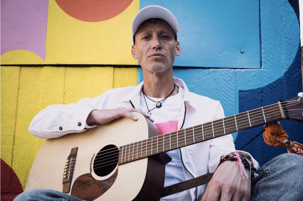 John Blaylock Arrives with Emotive Debut Single ‘Temples’ — Click Roll Boom