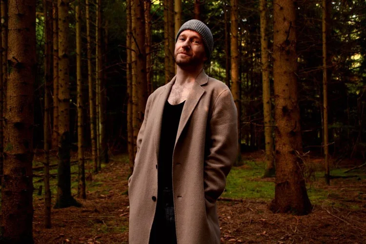 One True Pairing (Tom Fleming) returns with new music - “Frozen Food ...