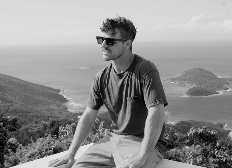 Jon Gazi to share single ‘Statia’ on February 21st — Click Roll Boom