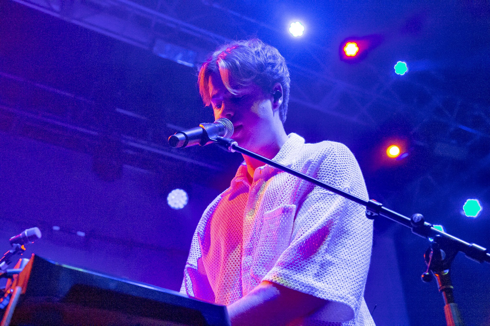 LIVE REVIEW & GALLERY: Mimi Webb I Blake Rose I Henry Moodie @ LCR UEA ...