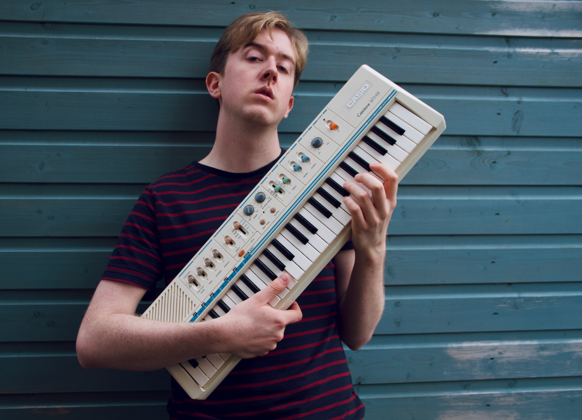 Welsh Songwriter Y DAIL Announces Debut Album ‘Teigr’ Released 5th ...