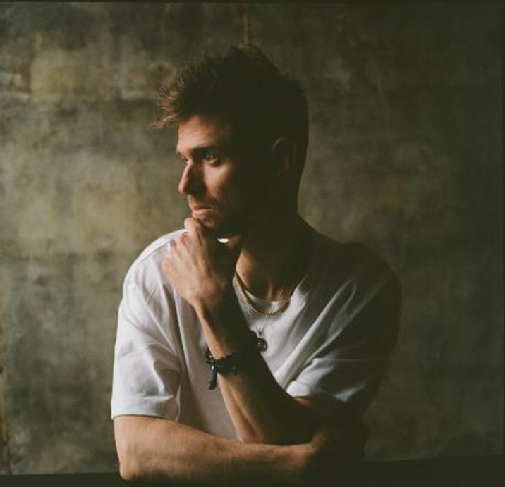 Ruxley Shares New Heartfelt Single 'what it is to love' via [PIAS ...