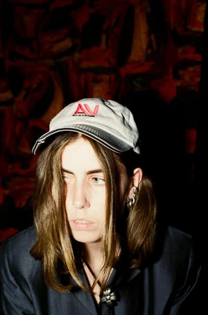 Voka Gentle member Imogen Mason announces her debut solo project sm ...