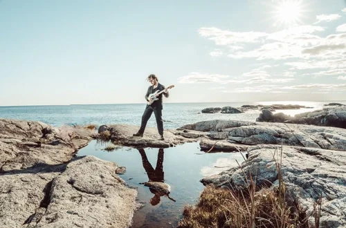 Quinn Sullivan Releases Spirited Single "Rise Up Children" From His New ...
