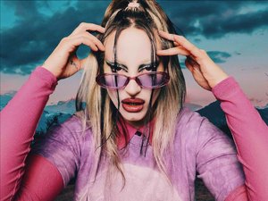DU BLONDE releases 'Sniff More Gritty' LP — Click Roll Boom