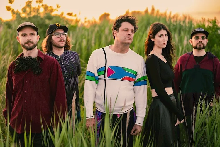 NYC's ECCE SHNAK teams with famed DJ-producer MADISON MARS on ecstatic ...