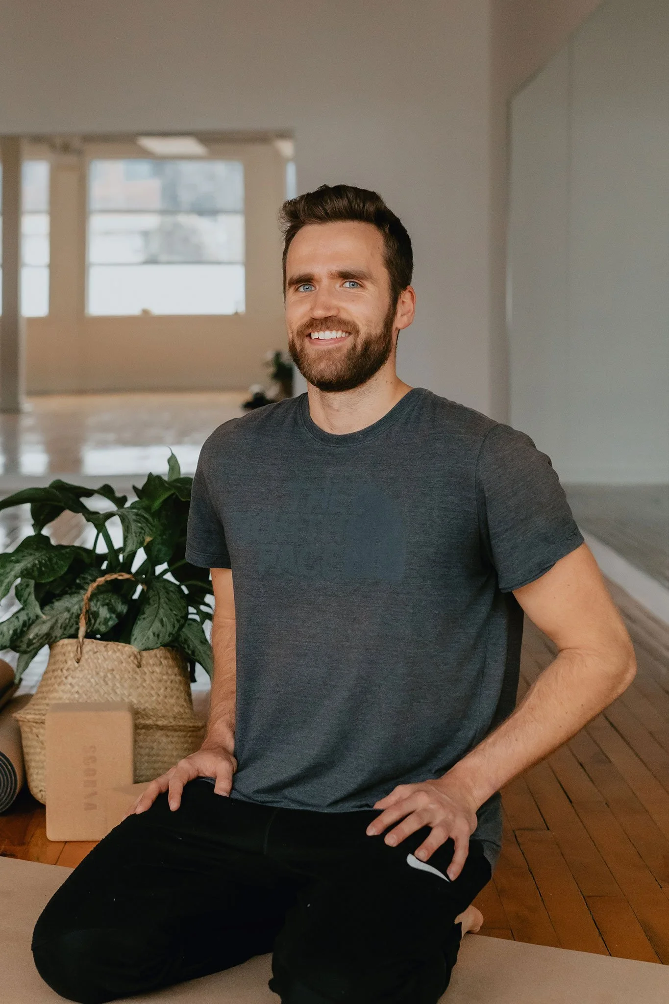 &asanas — hot yoga and wellness in london, ontario