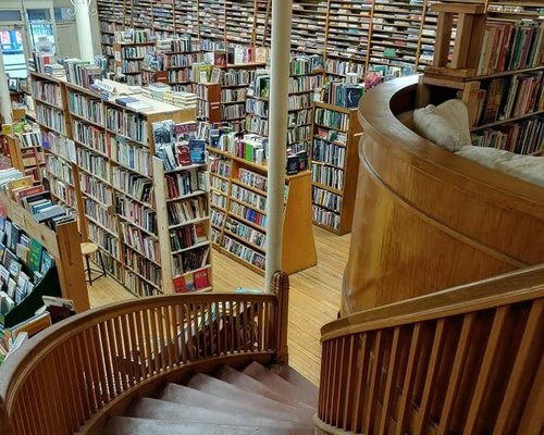 Our Story — Pearl Street Books