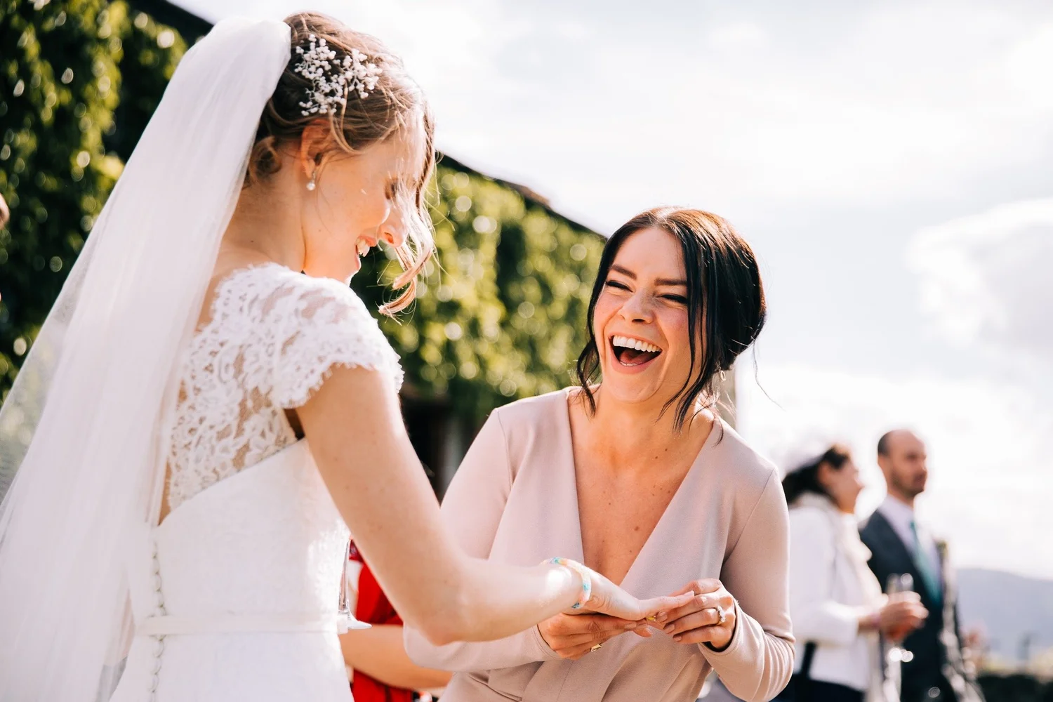Clare Robinson Photography - Natural wedding photography