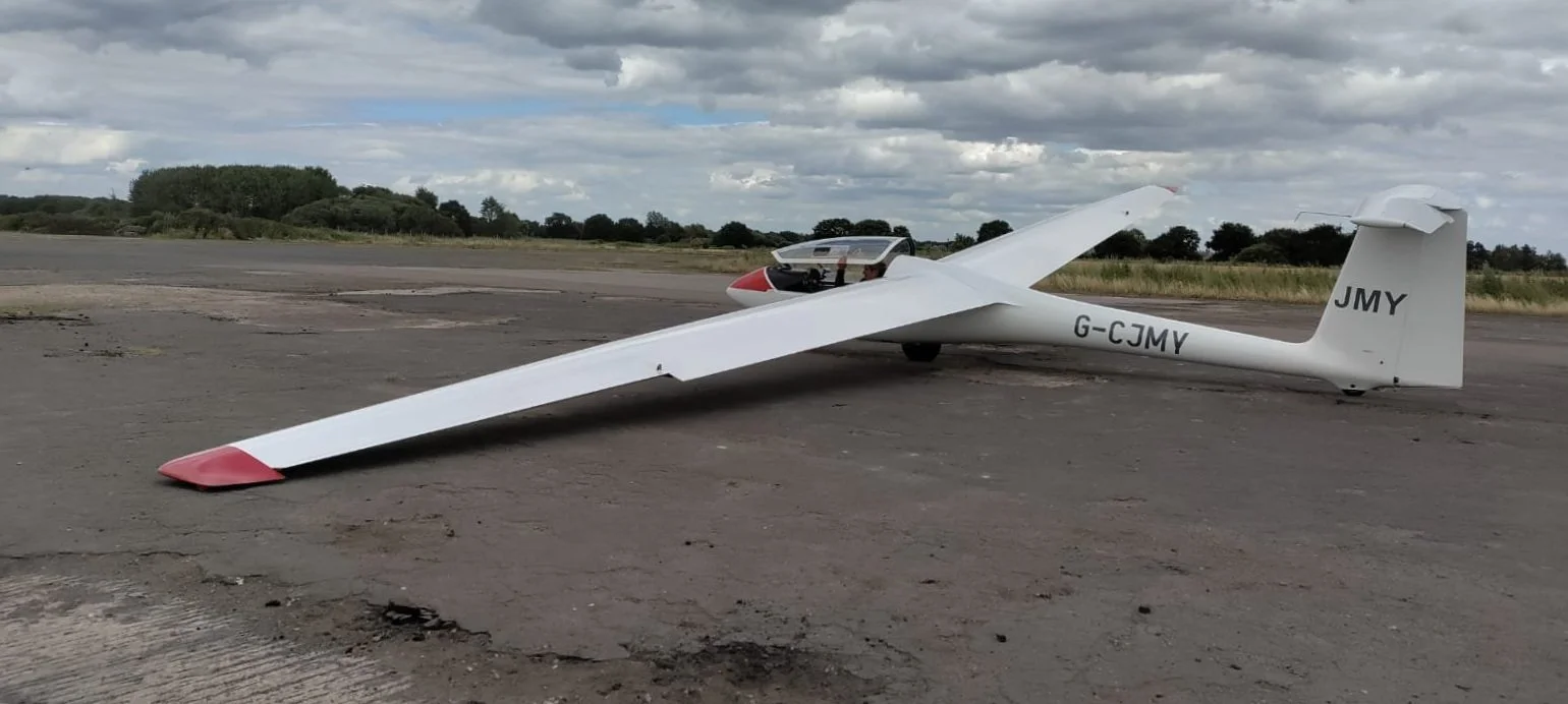 Our Fleet | Enhance Your Flight Experience Today — Burn Gliding Club