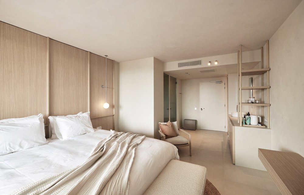 Rooms & Suites — ENSO DISTRICT HOTEL