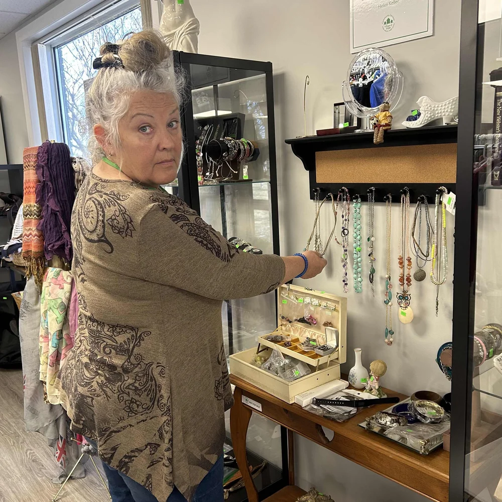 Village of Hope Niagara :: Food Bank : Thrift Store - Thrift Store