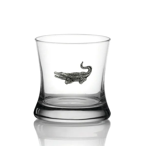 Store 2 — MENAGERIE WINE POURERS
