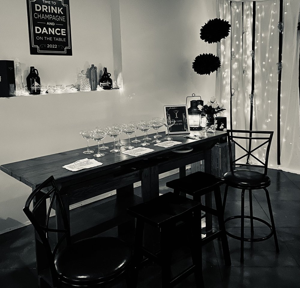 Home [www.crowdedtablebydesign.com]