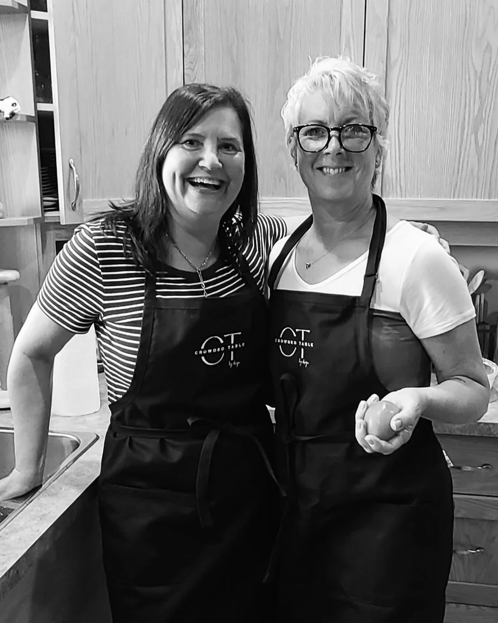 Crowded Table by design - Gathering Guidebooks, Event Design