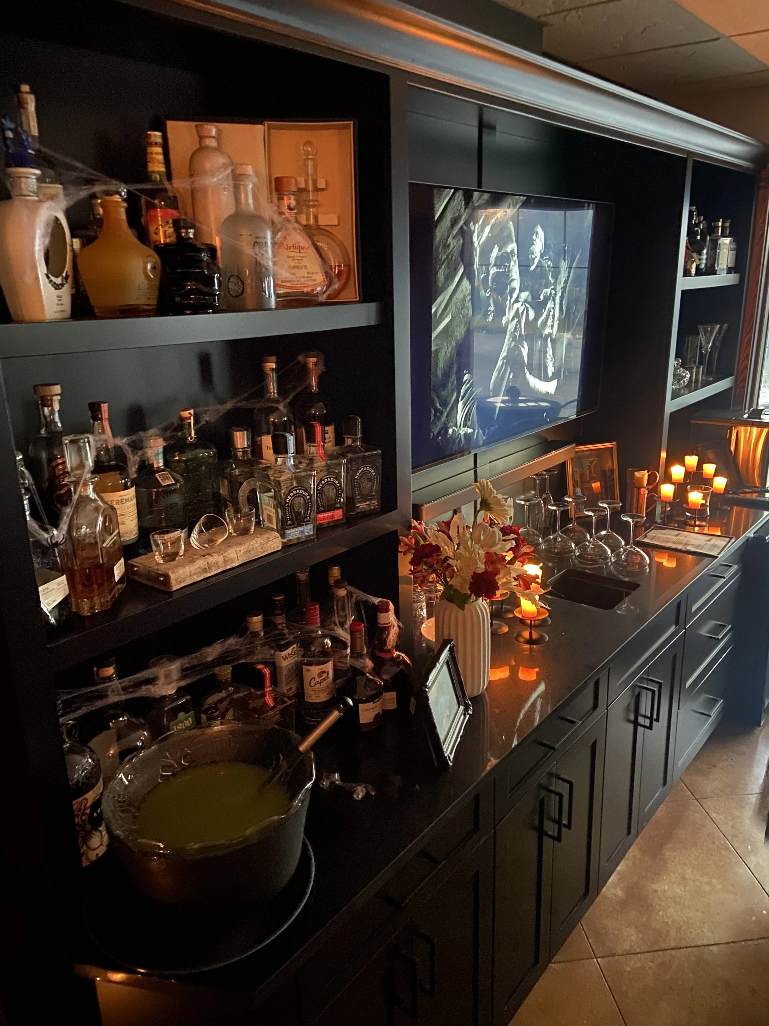 Holiday Bar Essentials: Must-Have Tools, Spirits, and Mocktail ...