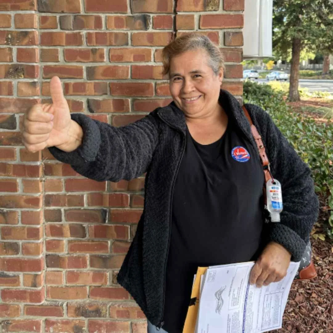 Maria S. Melgar, a proud new U.S. citizen from San Mateo, cast her ...