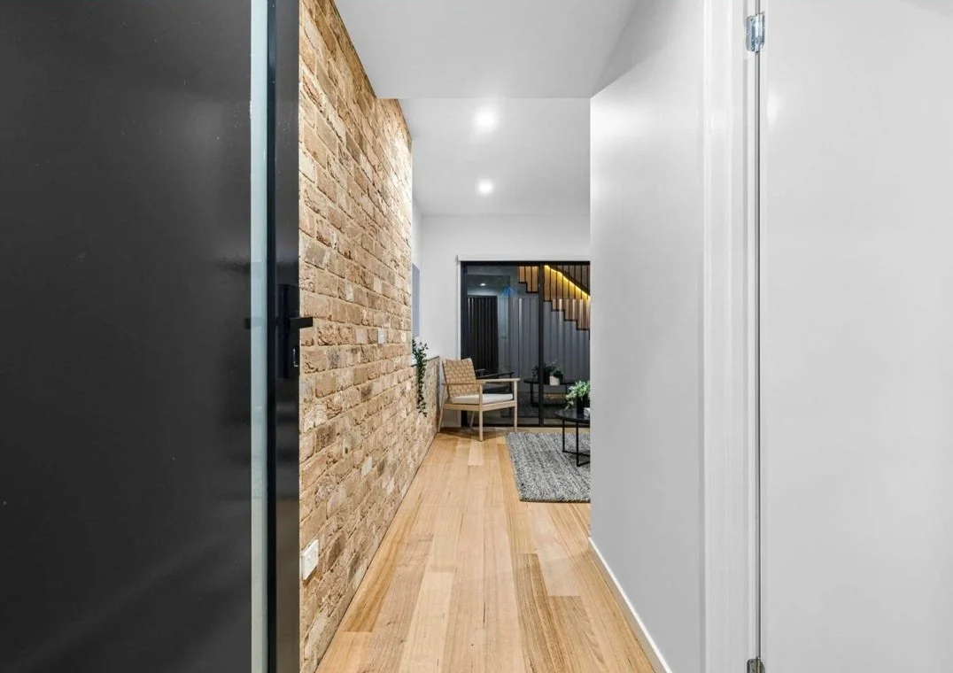 Hellyar Design + Construct