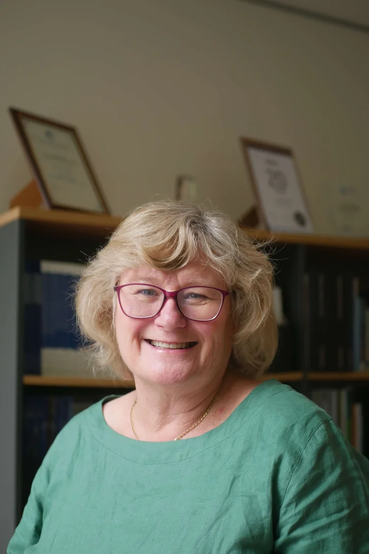 Mary Claessen — #LaLYP