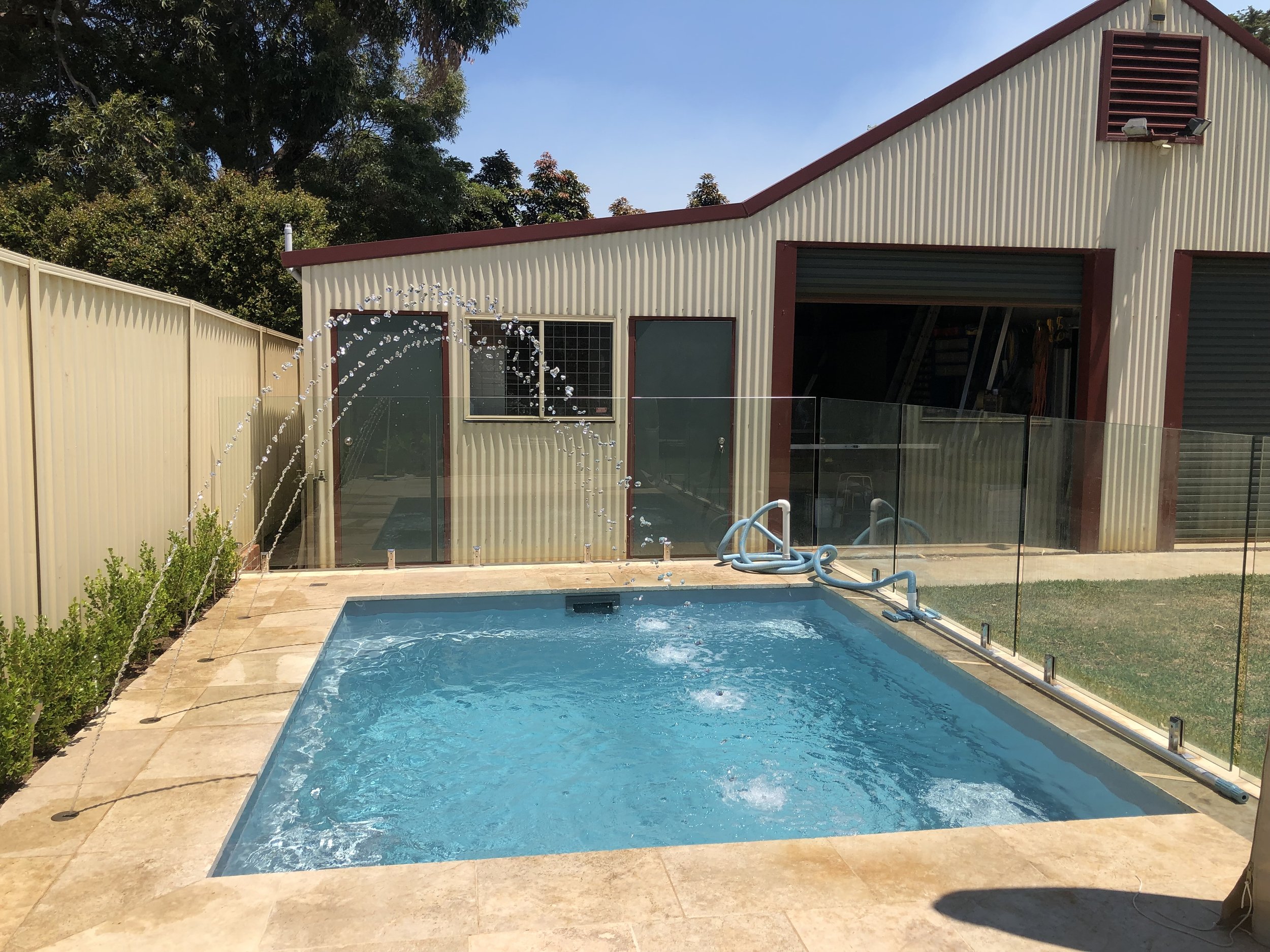 Gallery 1 — Modern Pool Manufacturing
