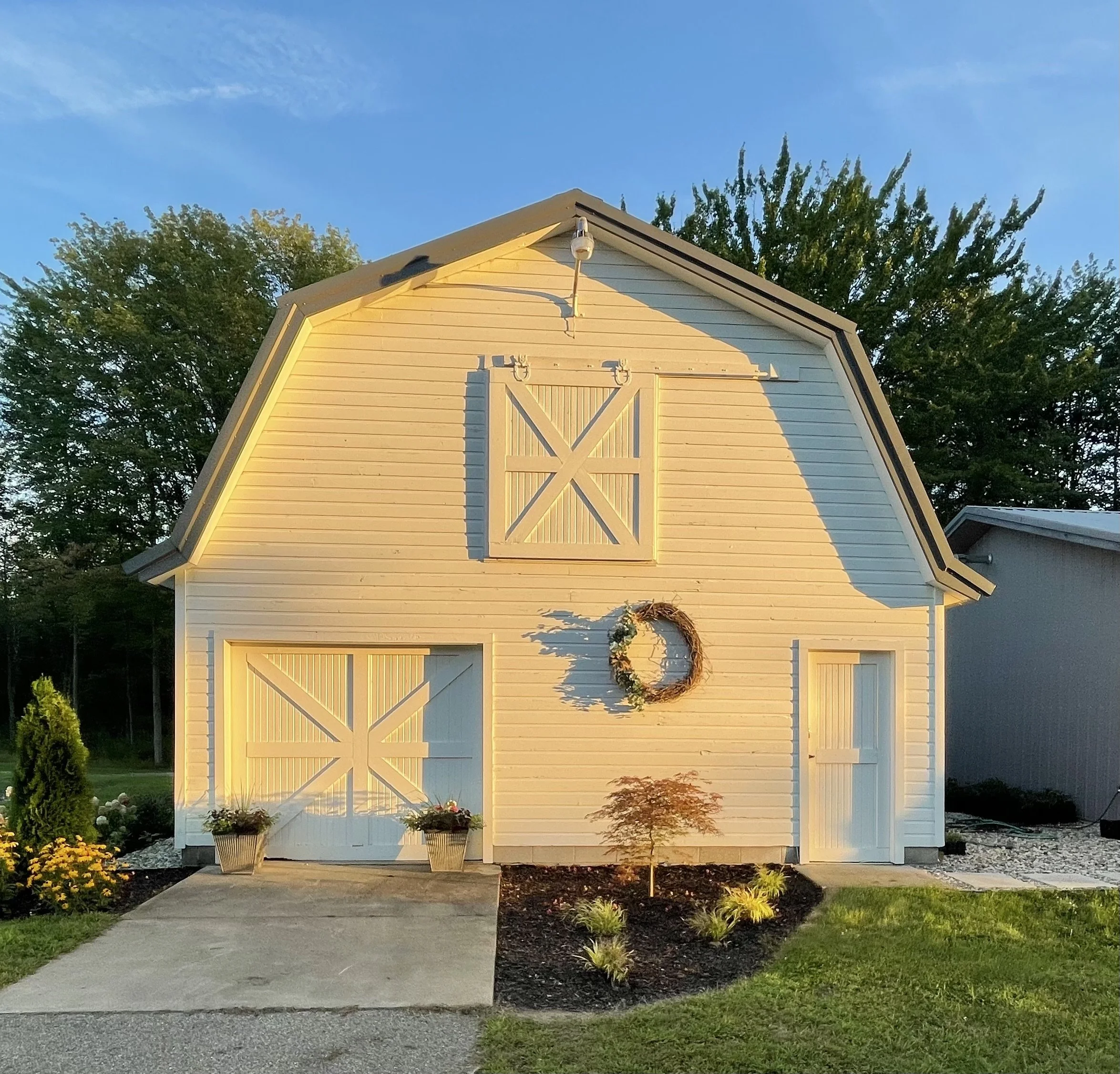 White Barn Flower Company