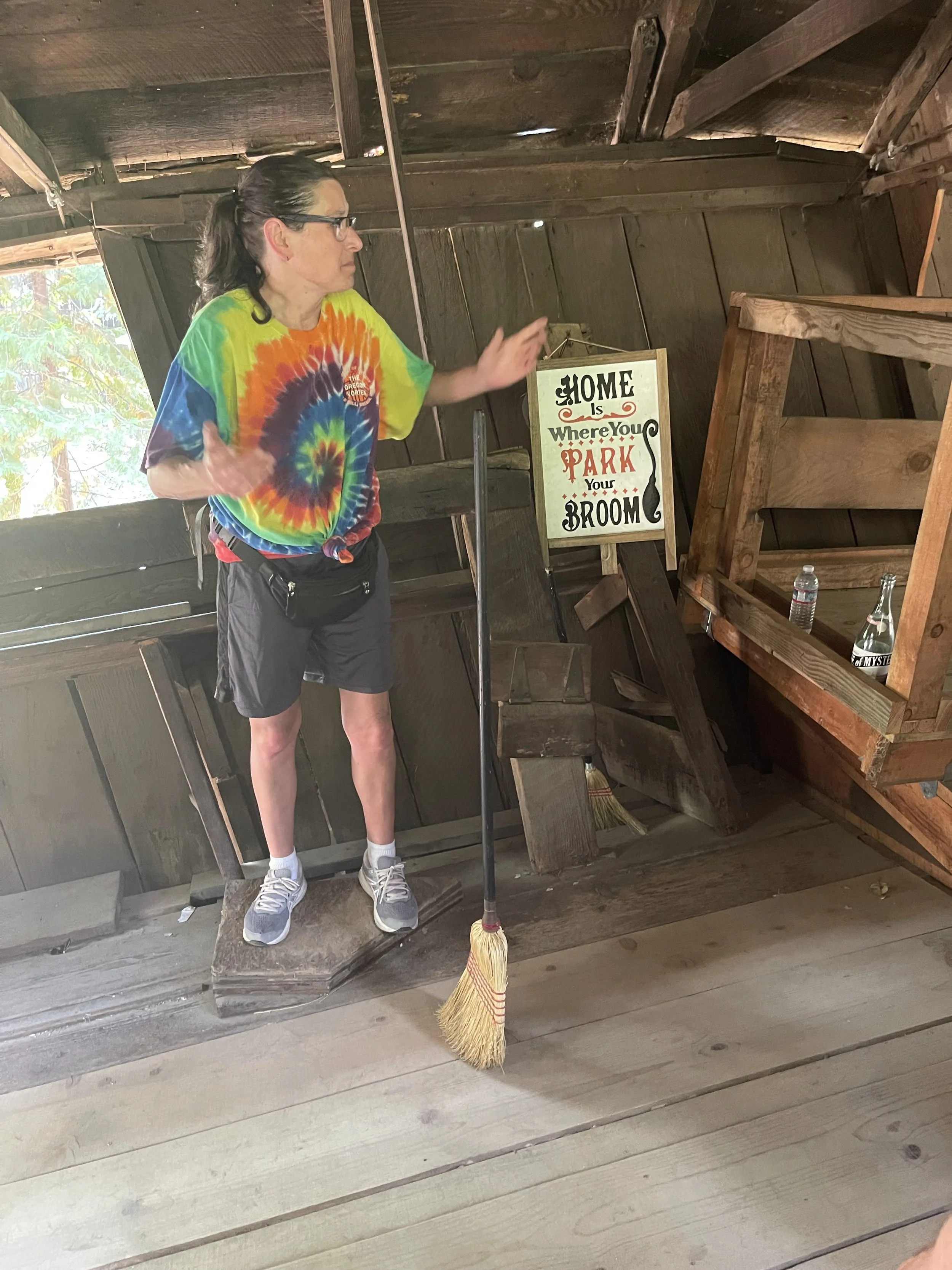 Where the Earth Warps: The Oregon Vortex and the Sacred Geometry of ...