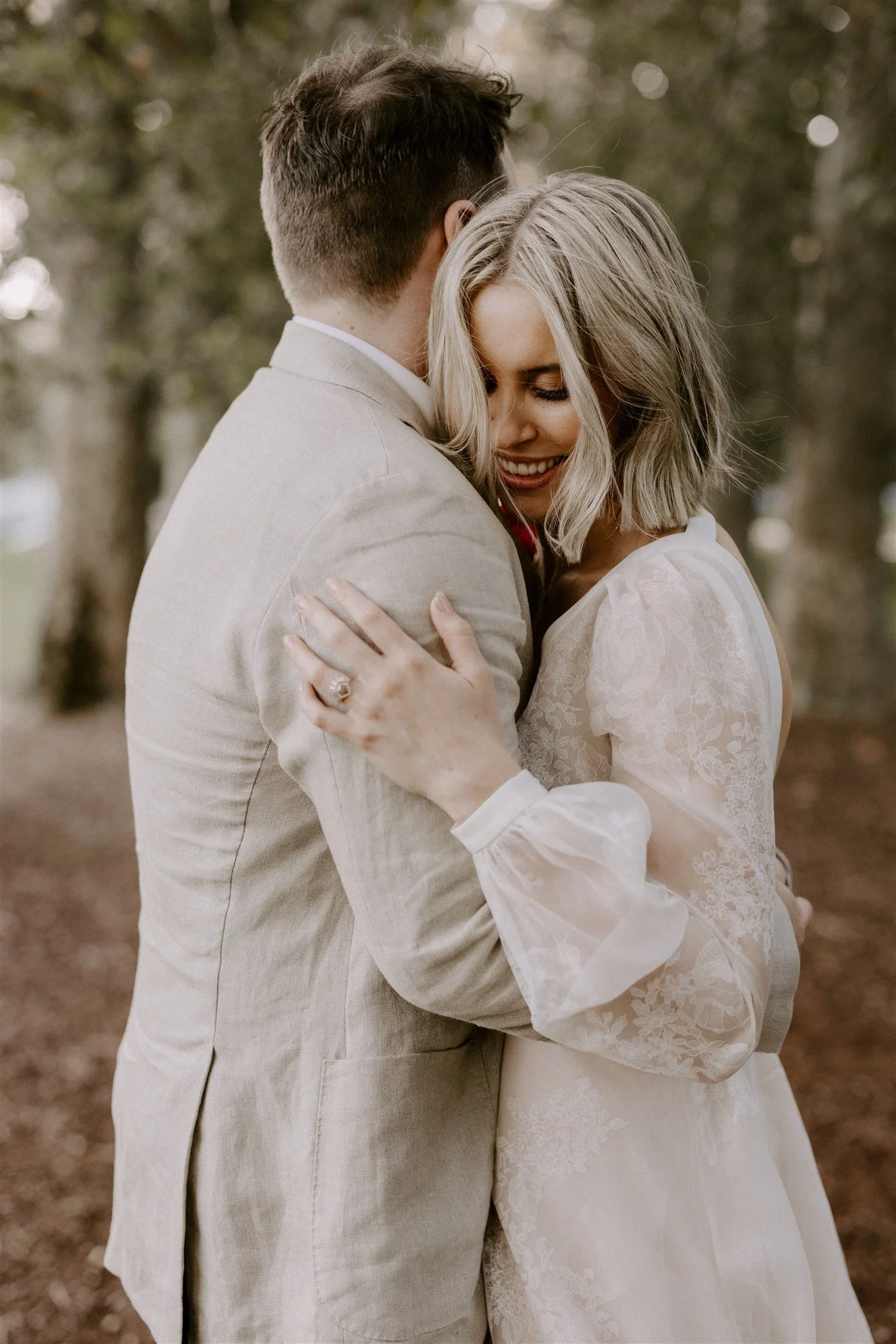 REAL BRIDE | J. Andreatta Paradiso gown & Sophie et Voila Dune mini ...