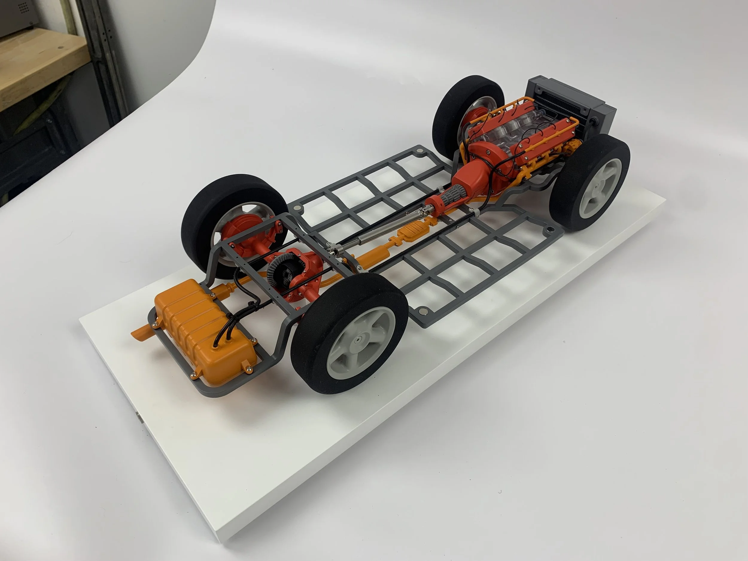 Informative EV Trade Show Display Model - EMPIRE GROUP