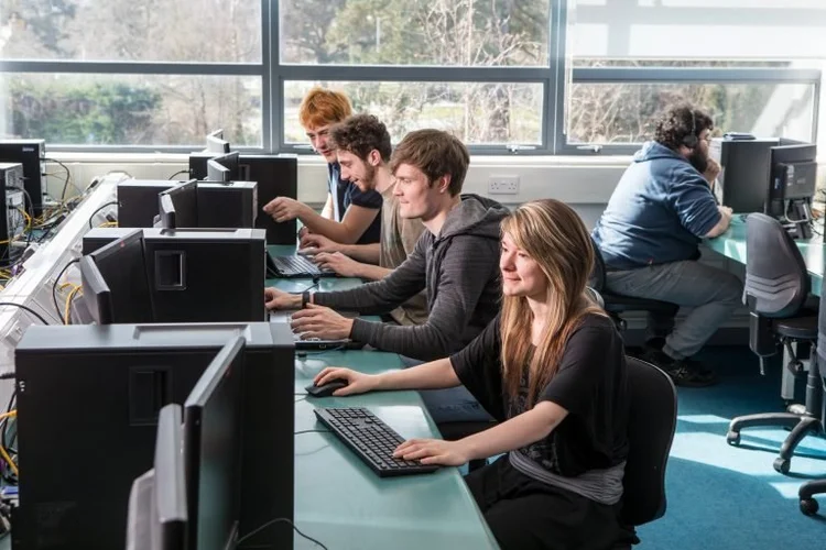 What is an Apprenticeship? Skill Development & Career Advancement — The ...