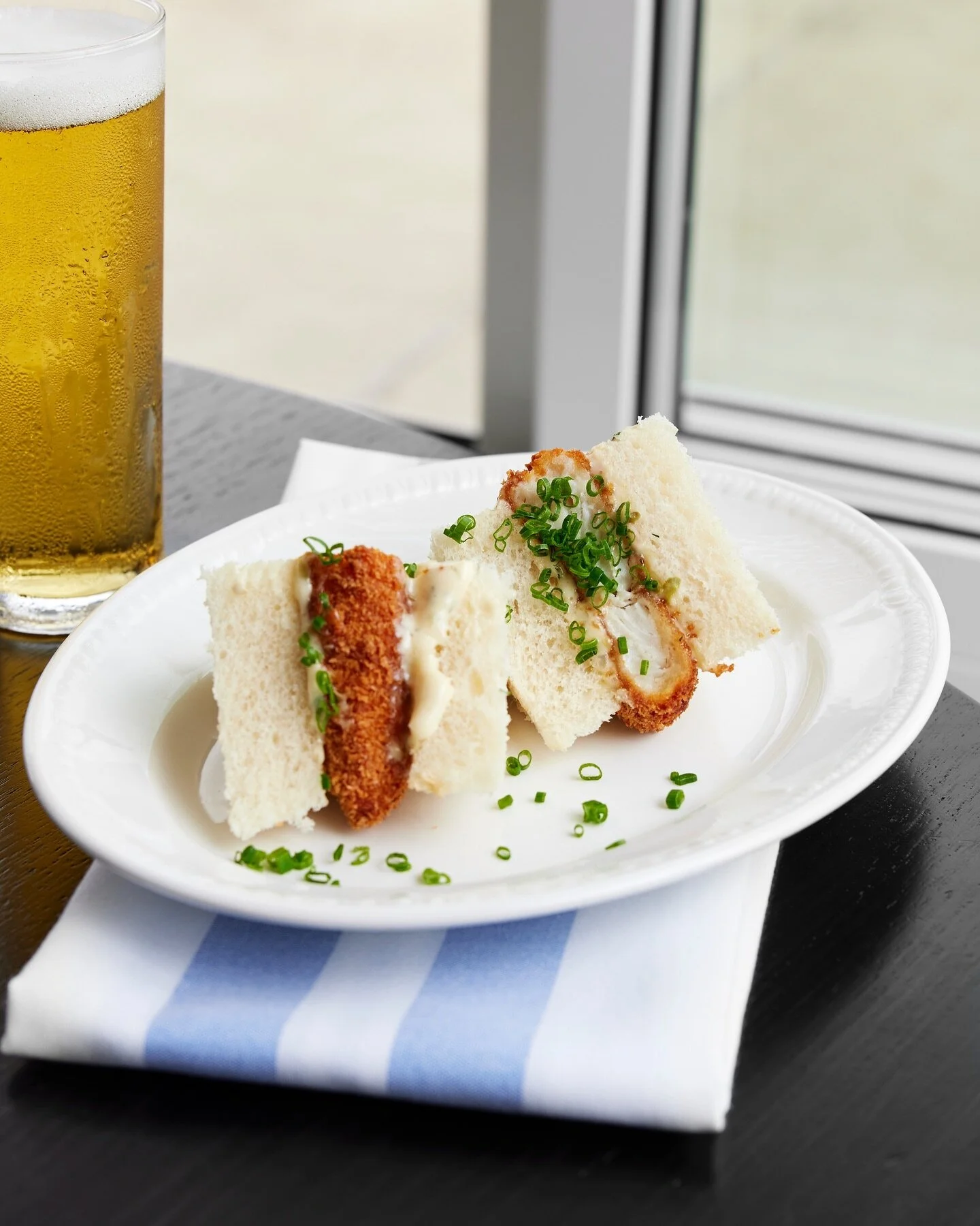 Fosh Bar & Restaurant