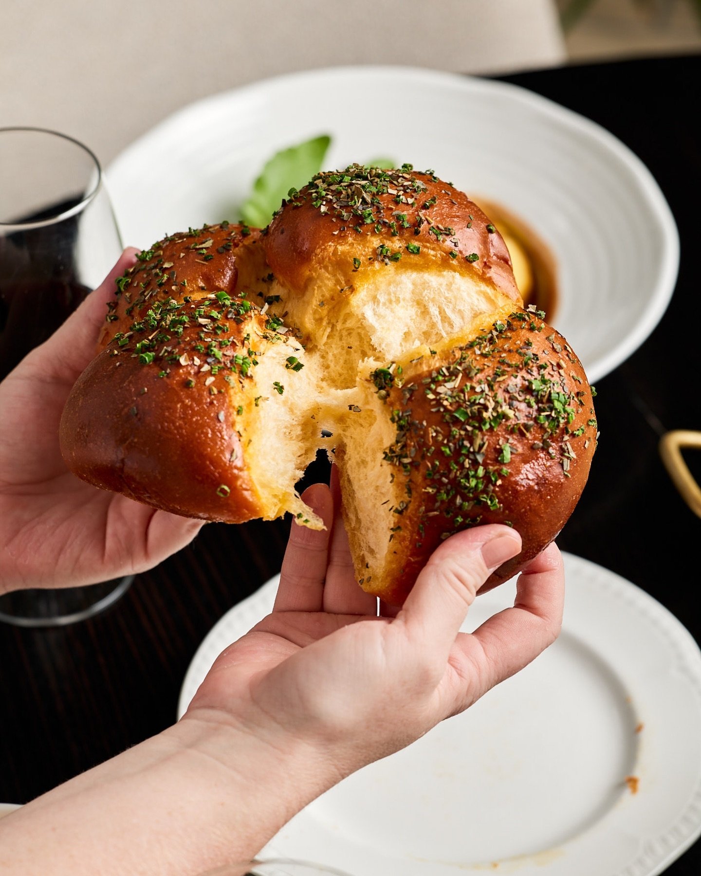 Fosh Bar & Restaurant