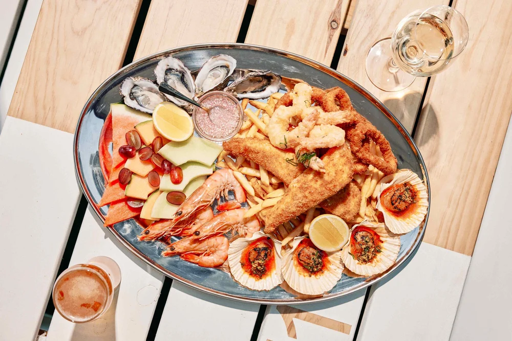 FoshTails - Casual Dining & Takeaway — Fosh Bar & Restaurant