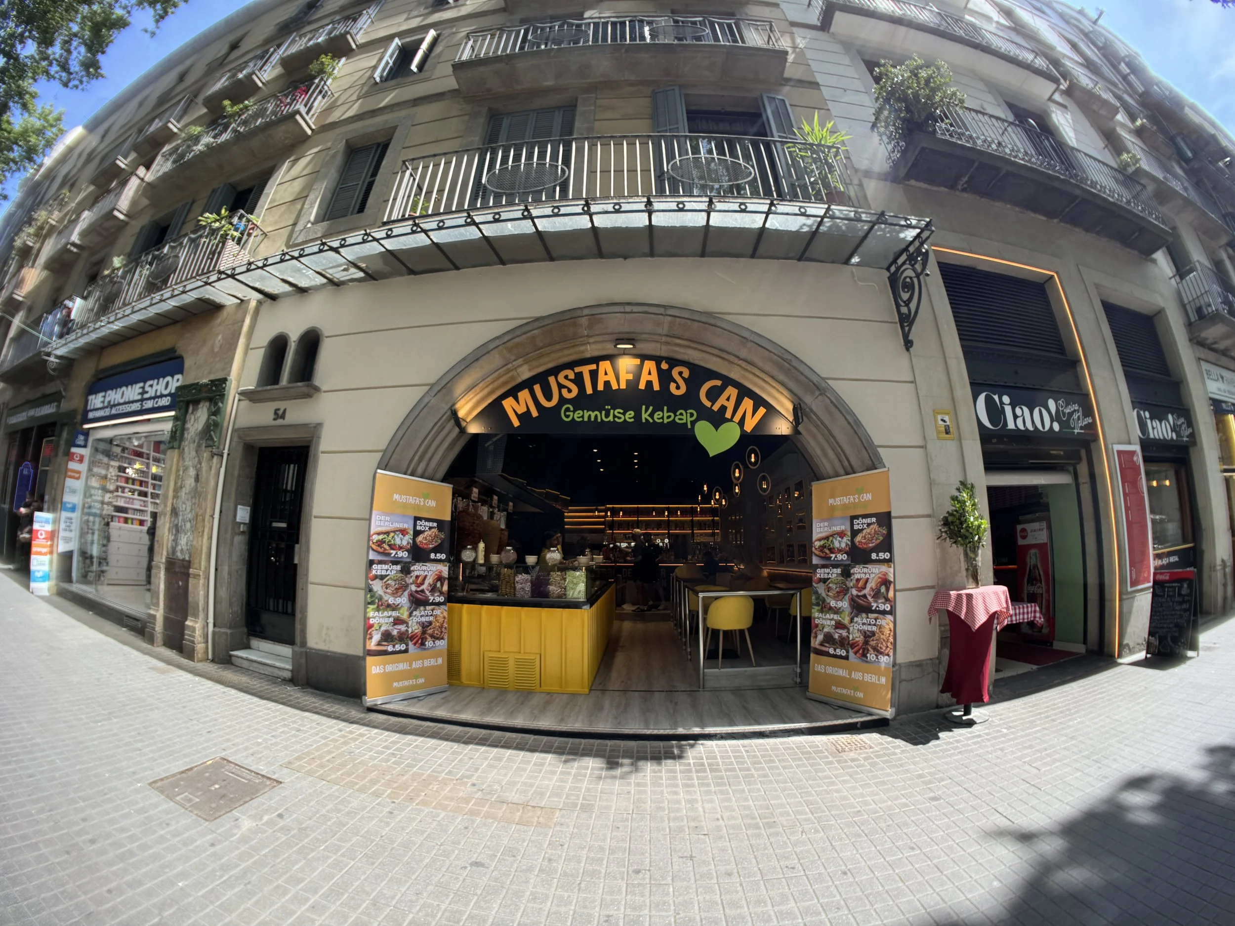 Mustafas Can Gemüse Kebap - Der Döner aus Berlin