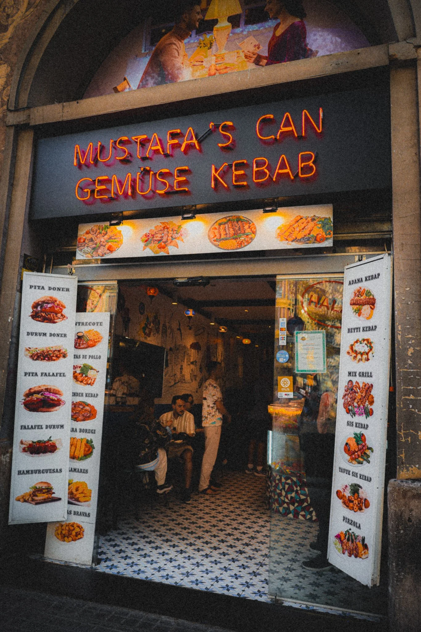 Mustafas Can Gemüse Kebap