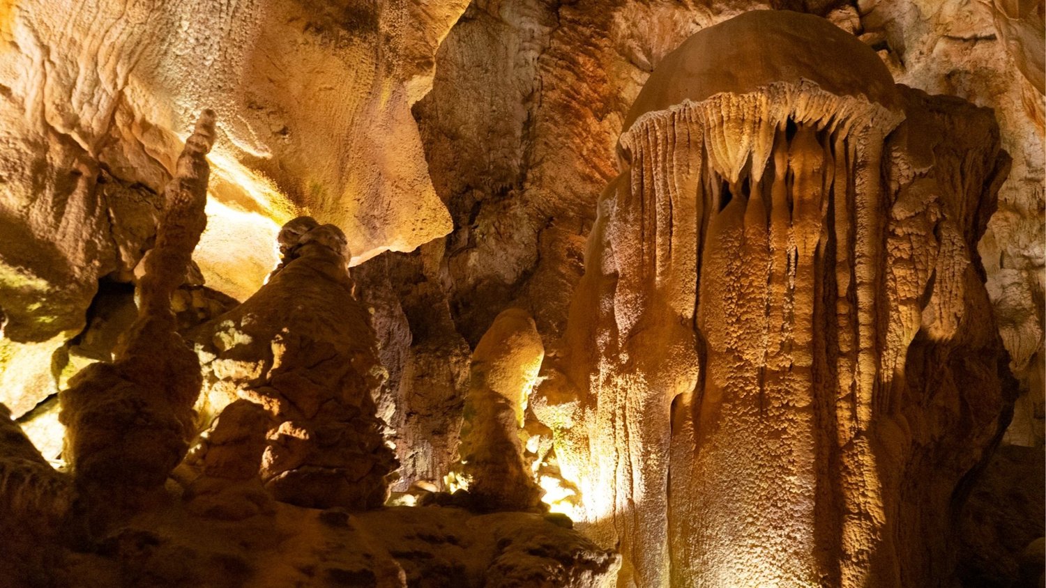 Exploring the Alvados Caves | Travelook